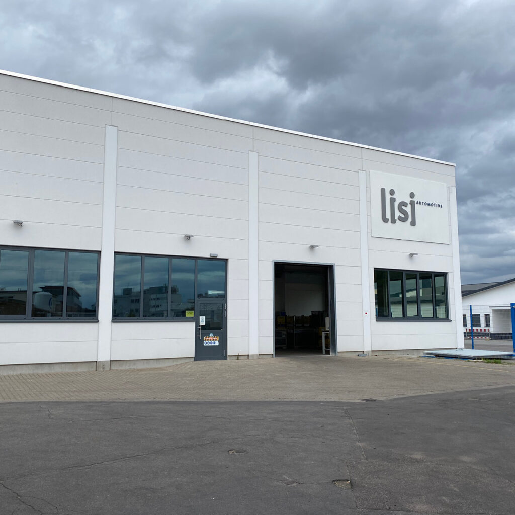 Implantations Archive - LISI